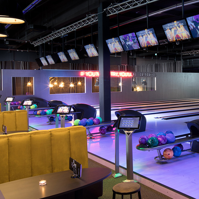 Bowling Room Hagen — QubicaAMF Bowling Room Hagen — QubicaAMF